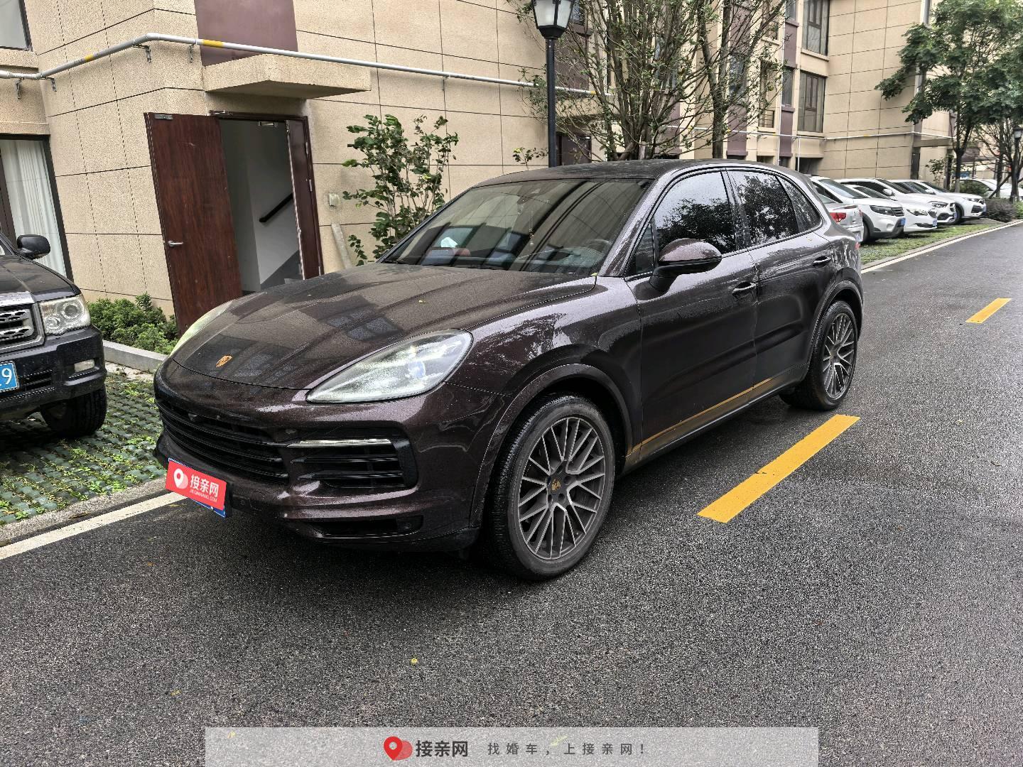 荆门婚车出租价格：保时捷卡宴也就1333元-接亲网